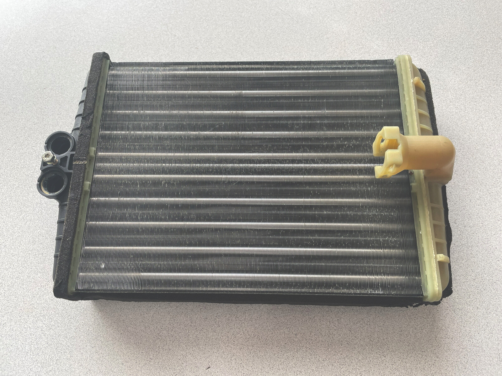 1996-2002 MERCEDES-BENZ E320 E430 W210 ~ HEATER EXCHANGER ~ A2108300561 ...