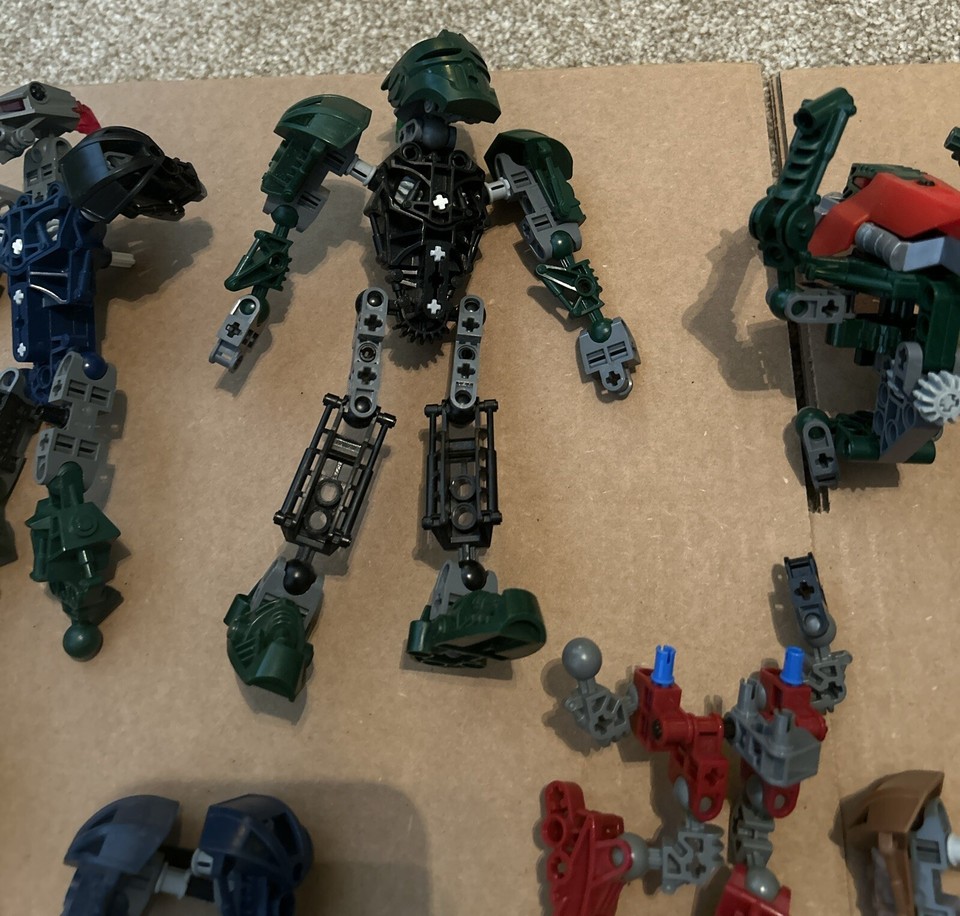 LEGO Bionicle Toa Matau 8605 Complete Set And Other Pieces See Photos ...
