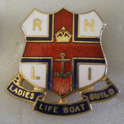 ROYAL NATIONAL LIFEBOAT INSTITUTION Enamel Pin Badge R.N.L.I. LADIES ...