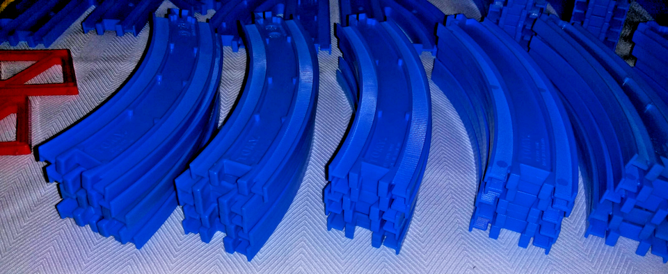 131 TOMY Thomas & Friends Trackmaster Blue Curved Straight Switch ...