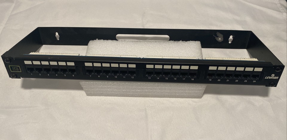 Leviton 24 Port Cat5 Rackmount 110 RJ45 Network Patch Panel Cat 59484 ...