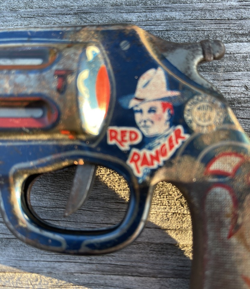 Vtg Wyandotte Toys Red Ranger Tin Litho Cowboy Revolver Pistol Clicker ...
