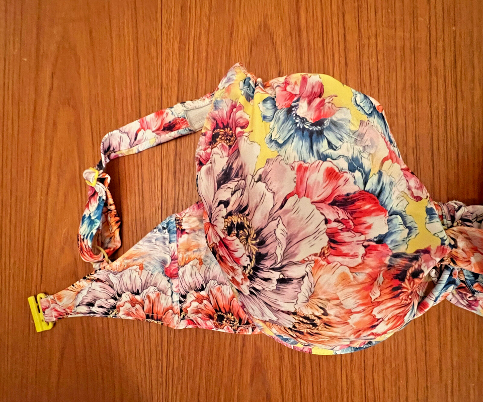 ASOS Swim, Bold Floral Print Bikini Swim Set, Underwire Top 36I - Brief ...