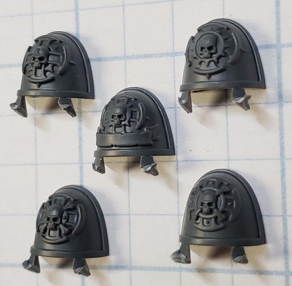 40k Space Marines Bits Sternguard Veterans Crux & Skull Shoulder Pads ...