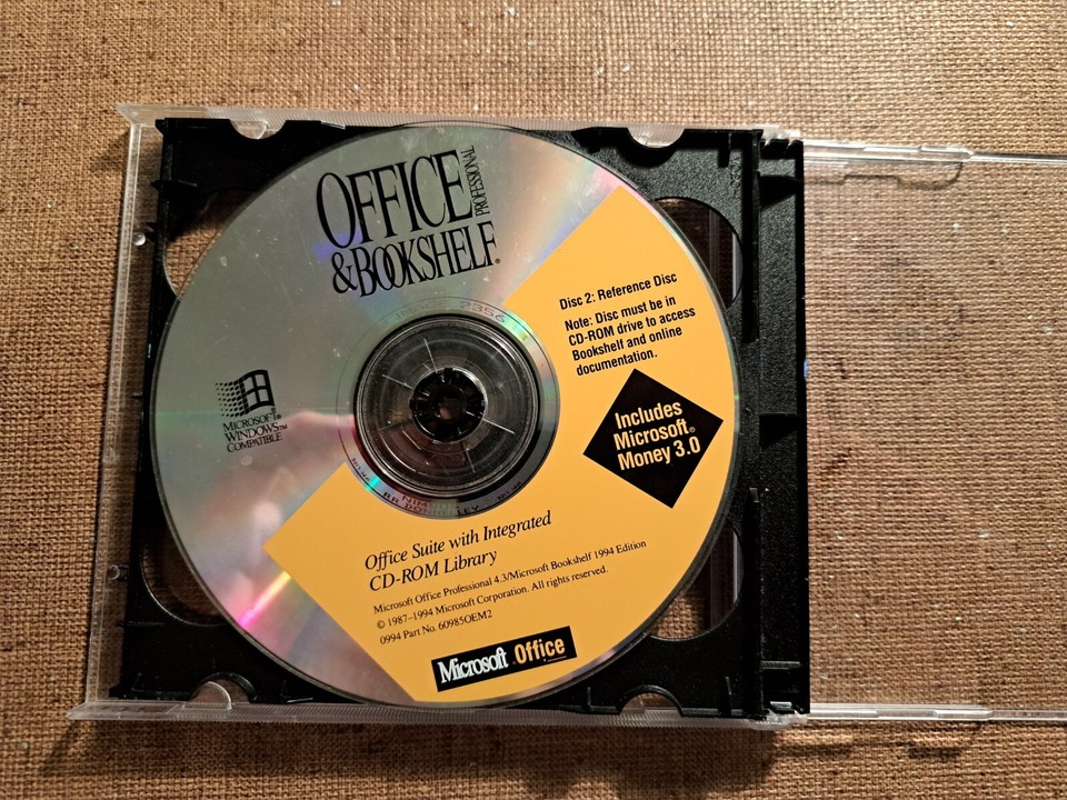 MICROSOFT Office Professional Bookshelf & MICROSOFT Office - 2 Discs ...