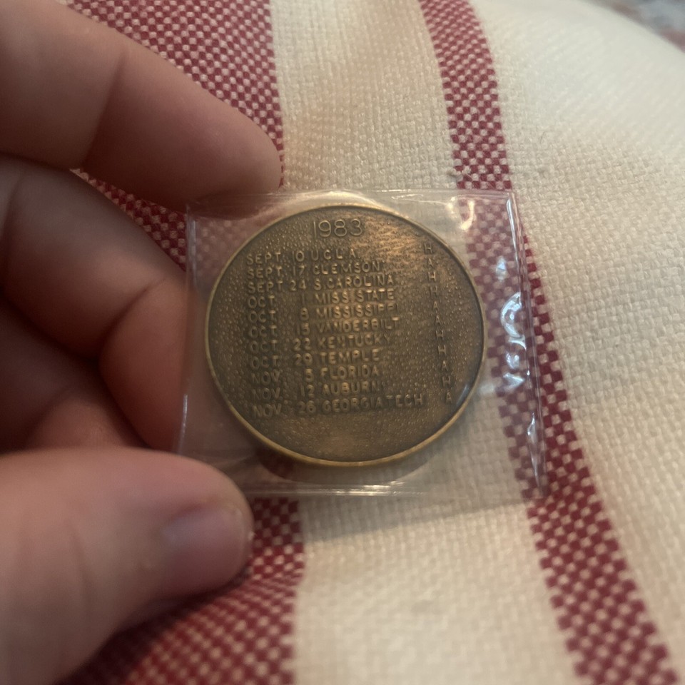1983 UNIVERSITY OF GEORGIA UGA BULLDOGS FOOTBALL SCHEDULE COIN TOKEN ...