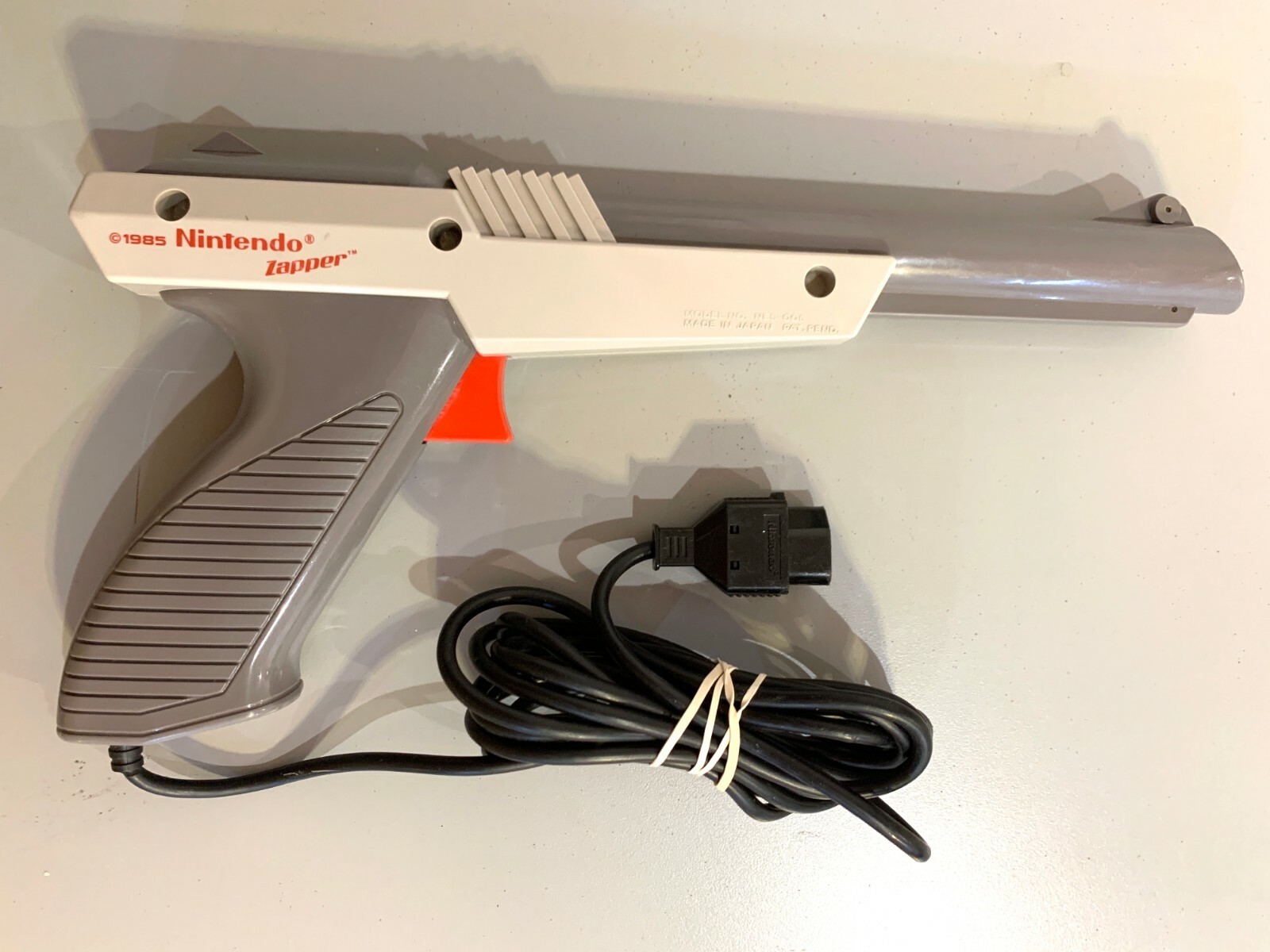 Official Gray Nintendo NES-005 Zapper Light Gun Controller Tested ...