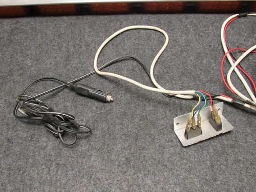 Galls DR001 LED Arrow Bar Traffic Advisor 42" Amber Light Flashing 12 ...