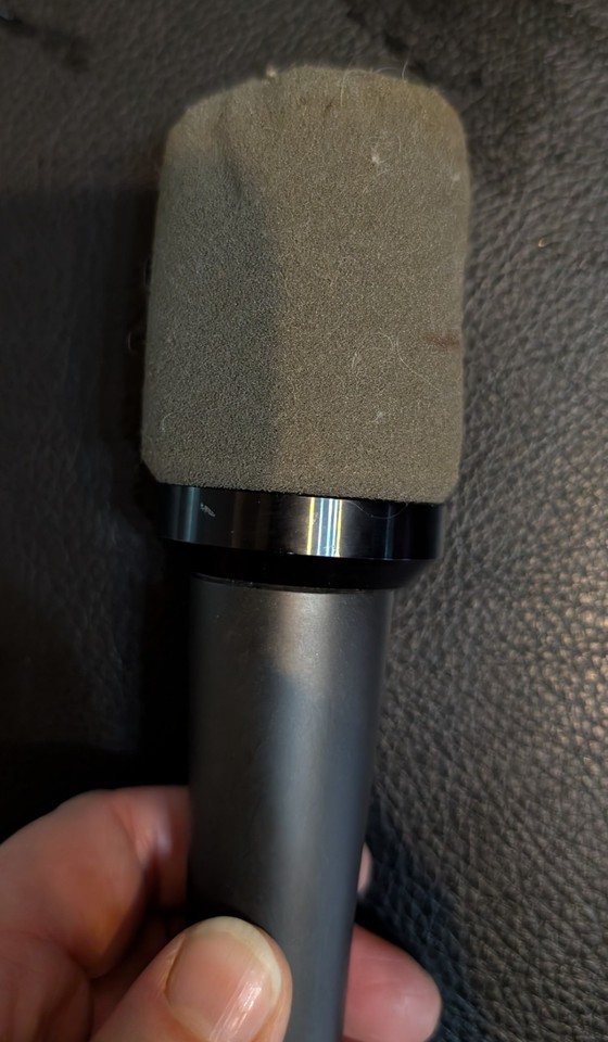 Shure SM57 Microphone W/ A2WS windscreen | eBay