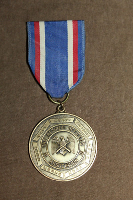 Original U.S. Military Retired Officers Assoc. Medal w/Full PB Ribbon ...