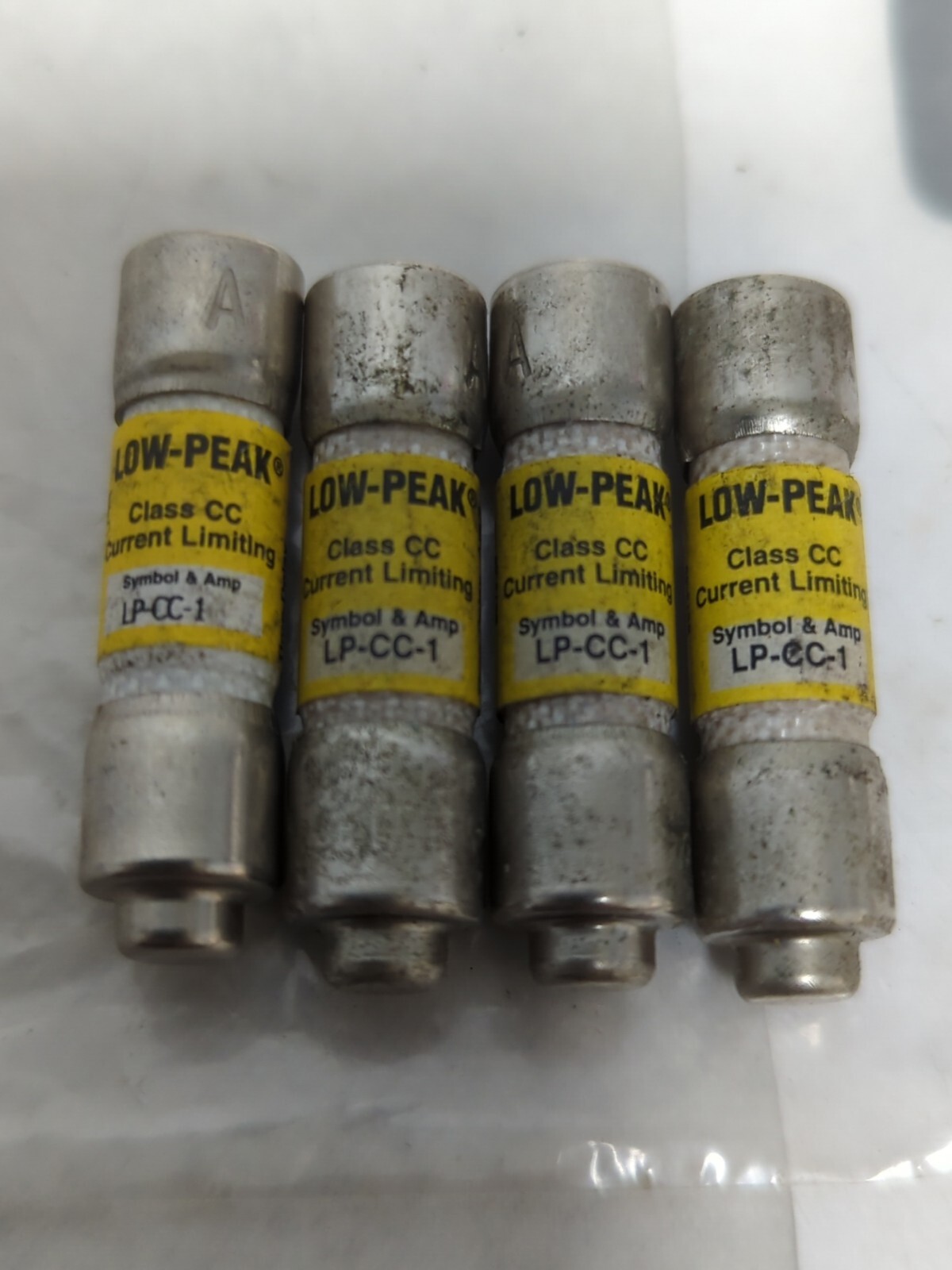 COOPER BUSSMANN,LP-CC-1,LOW-PEAK 1 AMP FUSE LOT OF 4 NOS | eBay