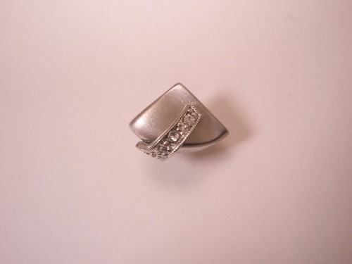 White Rhinestone & Silver Tone Quality Vintage SWANK Tie Tack Lapel Pin ...