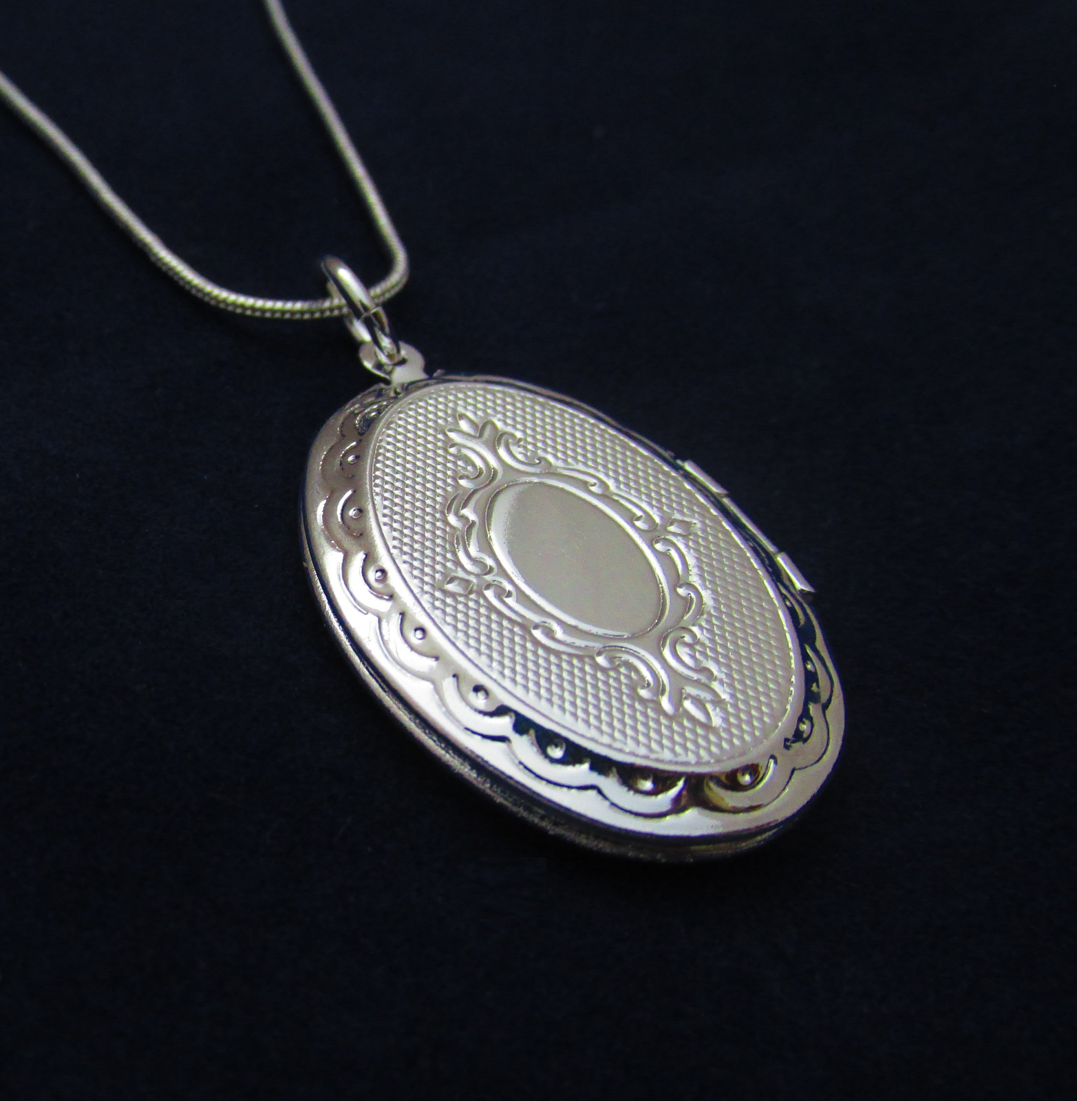 Sterling Silver Oval Locket Pendant Necklace Photo & 18" Snake Chain ...