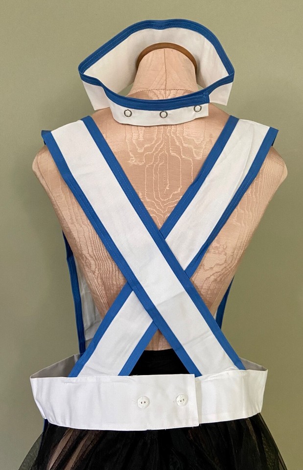 Old Fashioned Waitress Housekeeping Maid Uniform Bib Crossback Apron ...