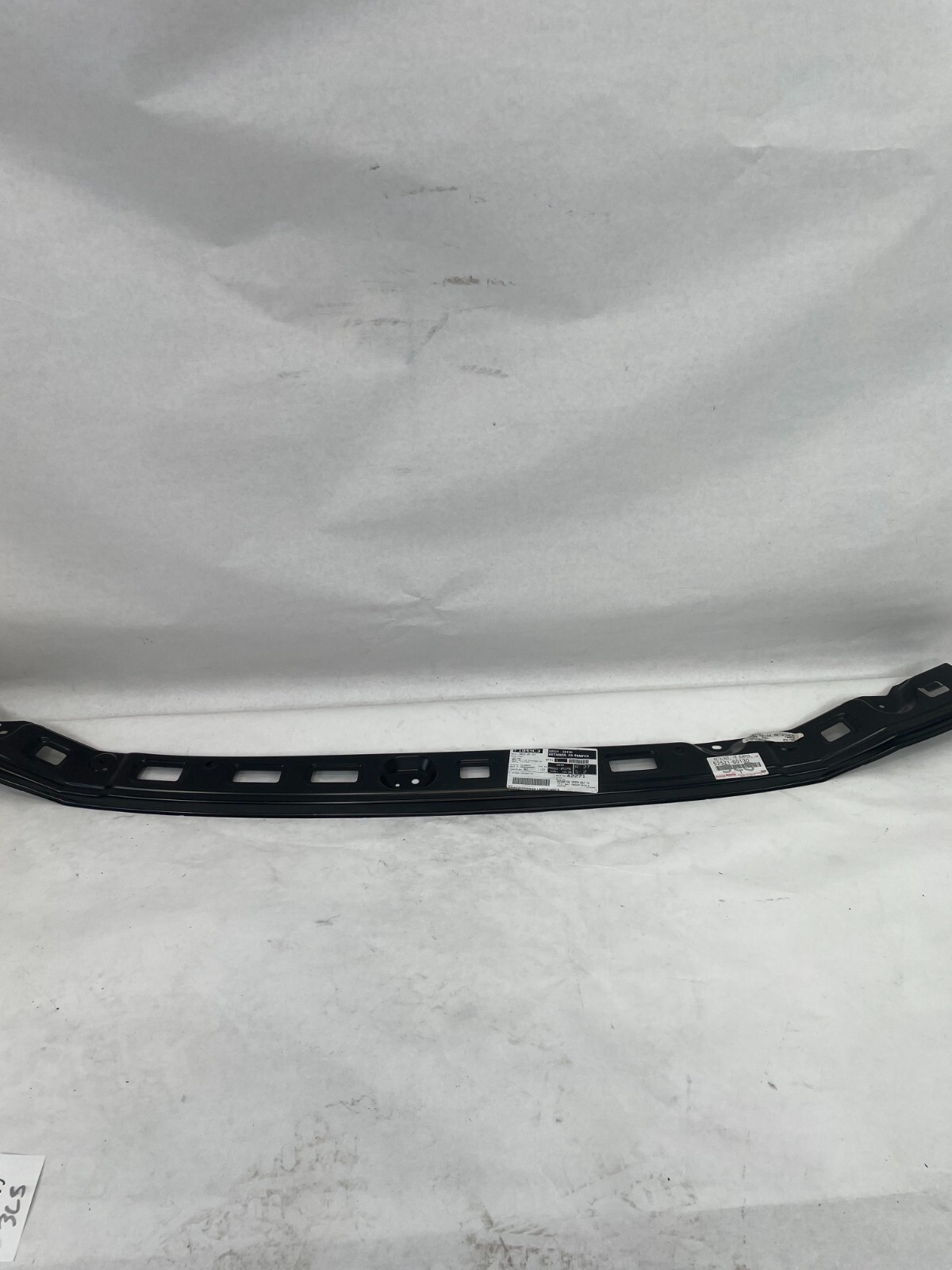 2013 2014 2015 Toyota Land Cruiser Front Bumper Center Retainer 52521 ...