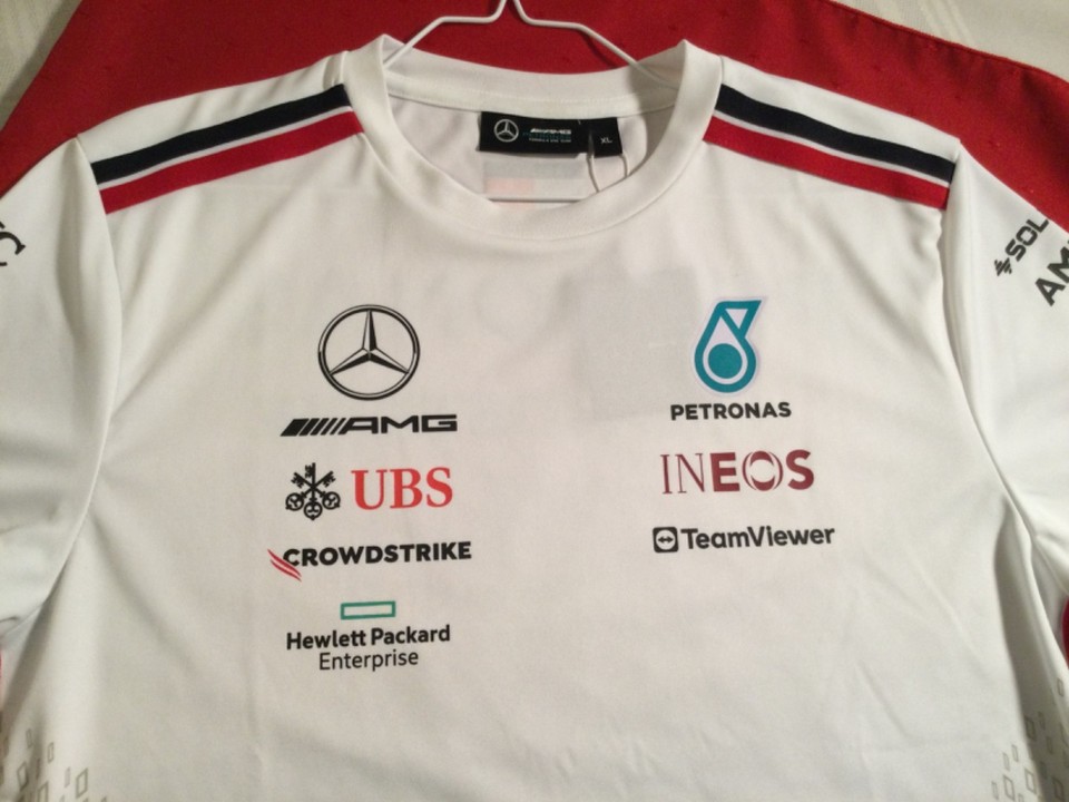 Williams AMG MERCEDES/PETRONAS Formula One Team Sponsor "T" (XL)Eu (L ...