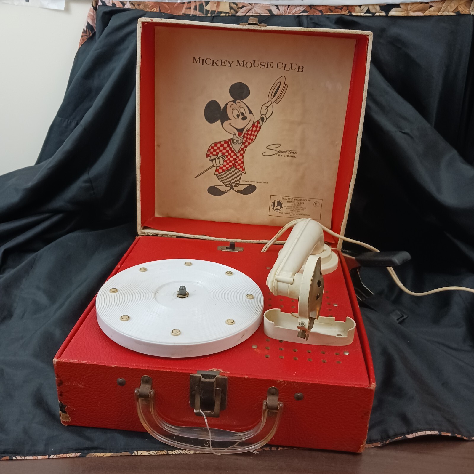 Disney MICKEY MOUSE CLUB Electric Phonograph RECORD PLAYER #41015 By ...