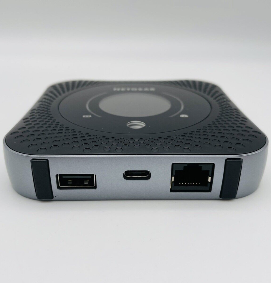 NETGEAR Nighthawk M1 Mobile Hotspot 4G LTE AT&T Unlocked Router MiFi ...