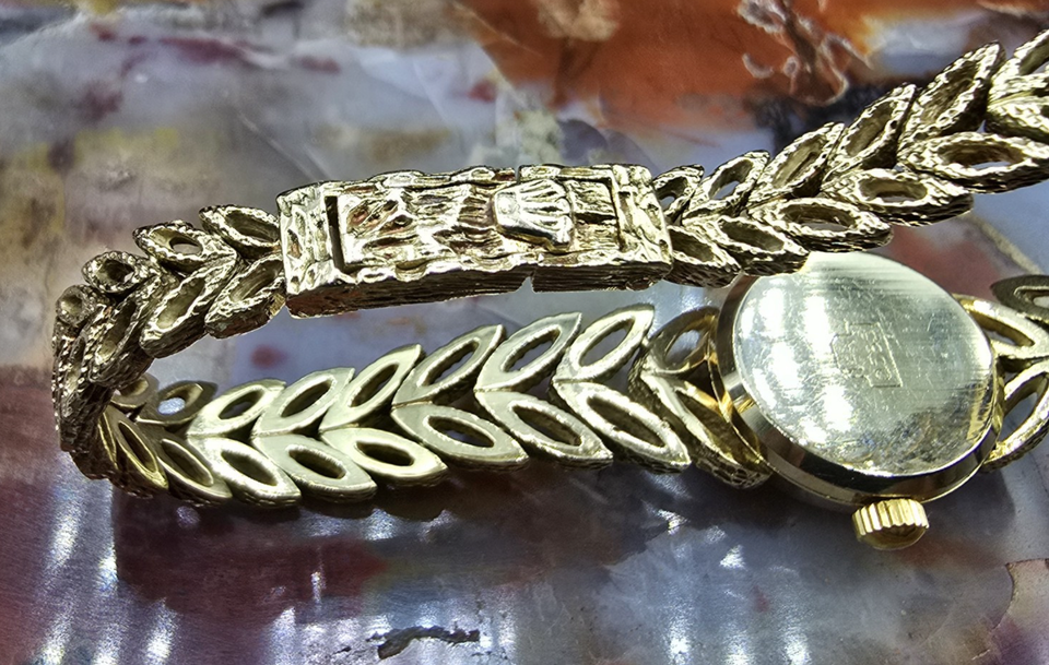 Rolex Vintage 0585 Rare 14k Floral Leaf Pattern Ladies Watch Super ...