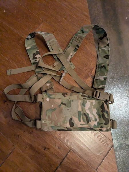 Hueco Camouflage Tactical Vest Airsoft Ammo Chest Rig 5.56 9mm Magazine ...