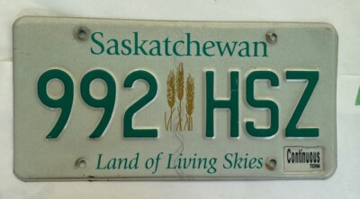 Single Saskatchewan Canada License Plate #992 HSZ Wheat Sheaf Sheaves ...