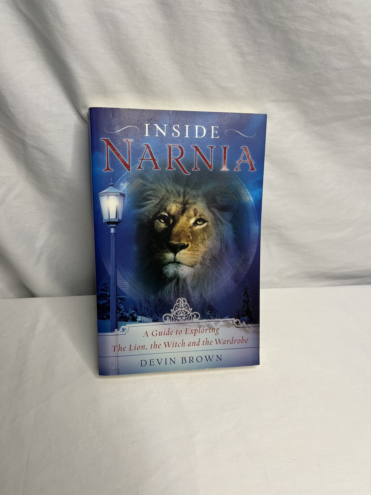 Inside Narnia: A Guide To The Lion The Witch And The Wardrobe | eBay
