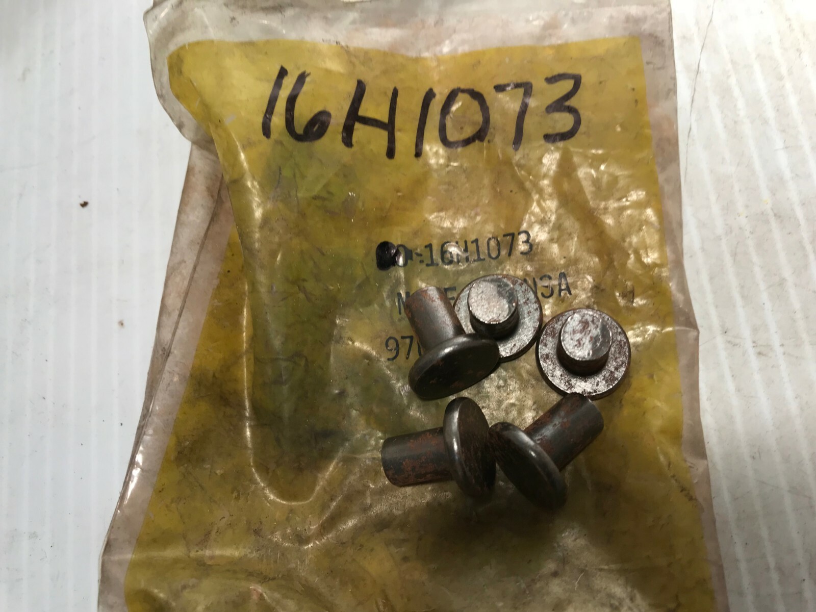 16H1073 GENUINE John Deere Original Equipment RIVET QTY of 10 Rivets | eBay
