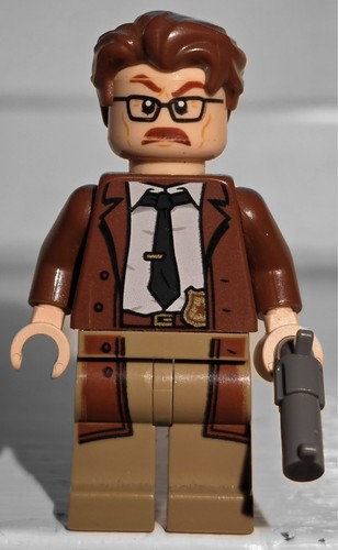LEGO Minifigure- Commissioner Gordon(Reddish Brown Hair/Coat) (sh0591 ...
