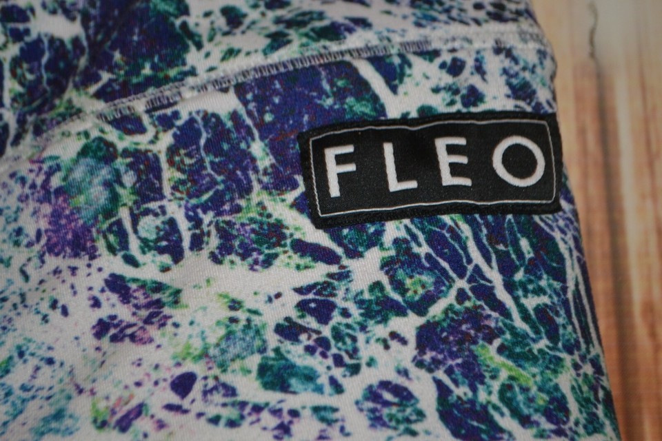 Fleo Women's Tie Dye Paint Splatter Poly-Spandex Workout Shorts Sz M ...