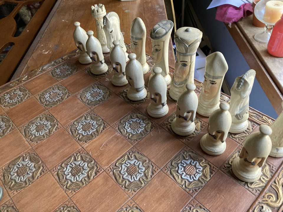 CHESS SET Matte Medieval Duncan Mold Hand Painted Ceramic Full Set ...