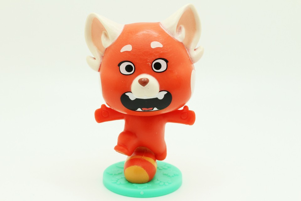 Disney Pixar TURNING RED Toy - Collectible Mini Figure Meilin Lee/Red ...