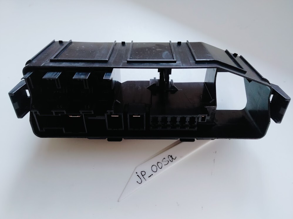 Nissan Genuine OEM 24381-4BA1A Fuse Box Fusible Link Holder Housing ...