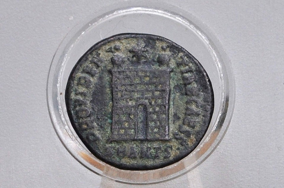 Constantine II 325-326 AE, RIC VII Antioch Mint 65 Roman Follis ...
