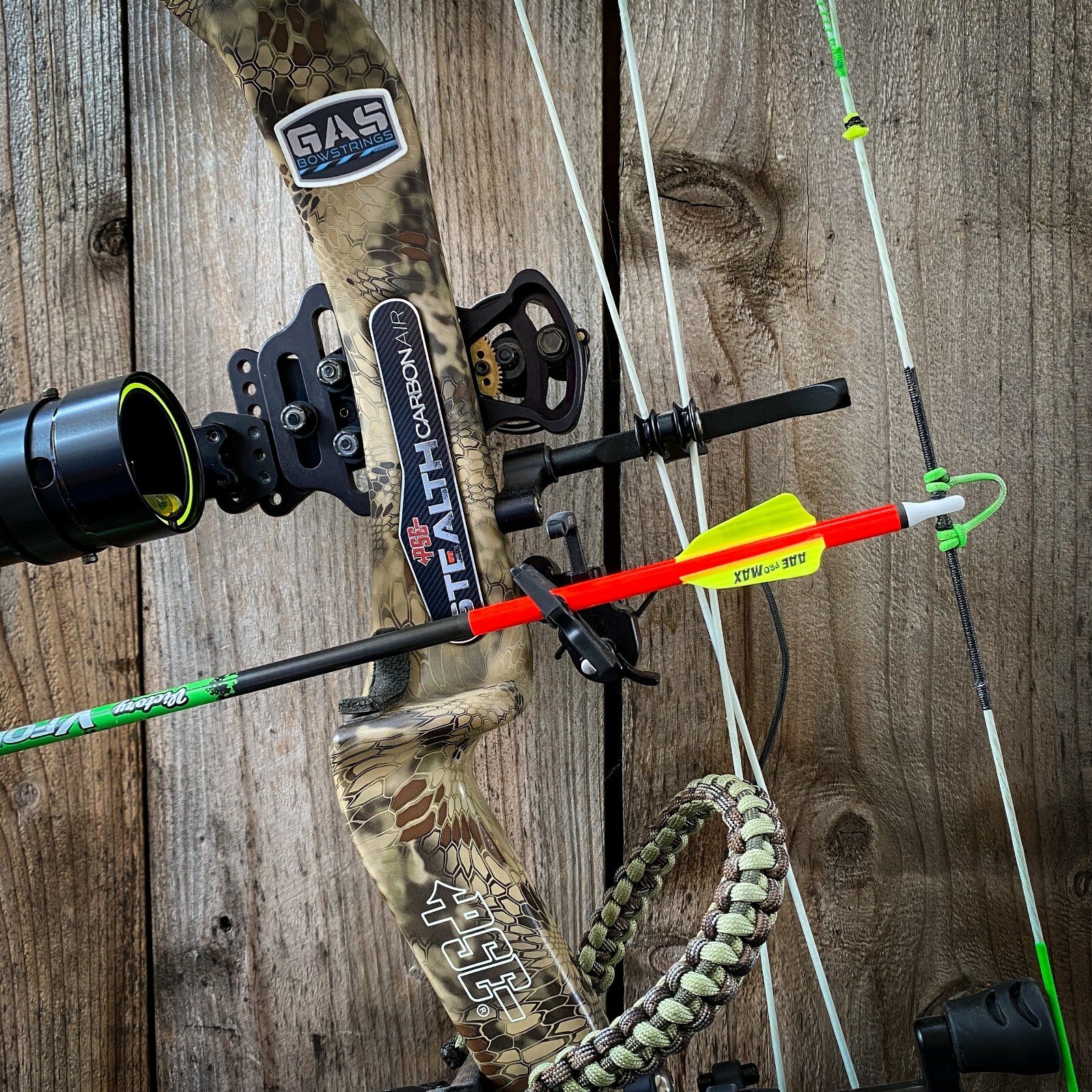 3 Arrows Archery - Arrow Wraps - FLO RED. 15 pack (Multi Size) Made In ...