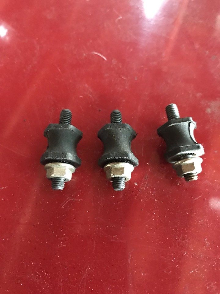 OEM BMW E31 E34 E36 Z3 E38 E39 E46 E53 X5 Z3 Z8 Set of 3 Rubber Mounts ...
