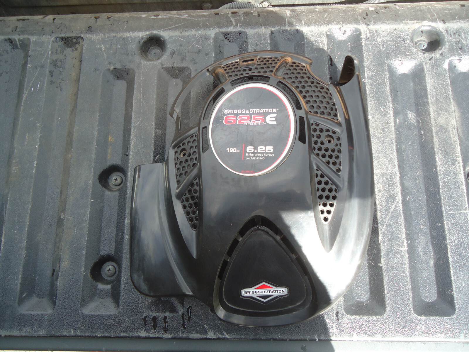 C1 BRIGGS & STRATTON 625E 6.25HP 190cc plastic engine top cover | eBay