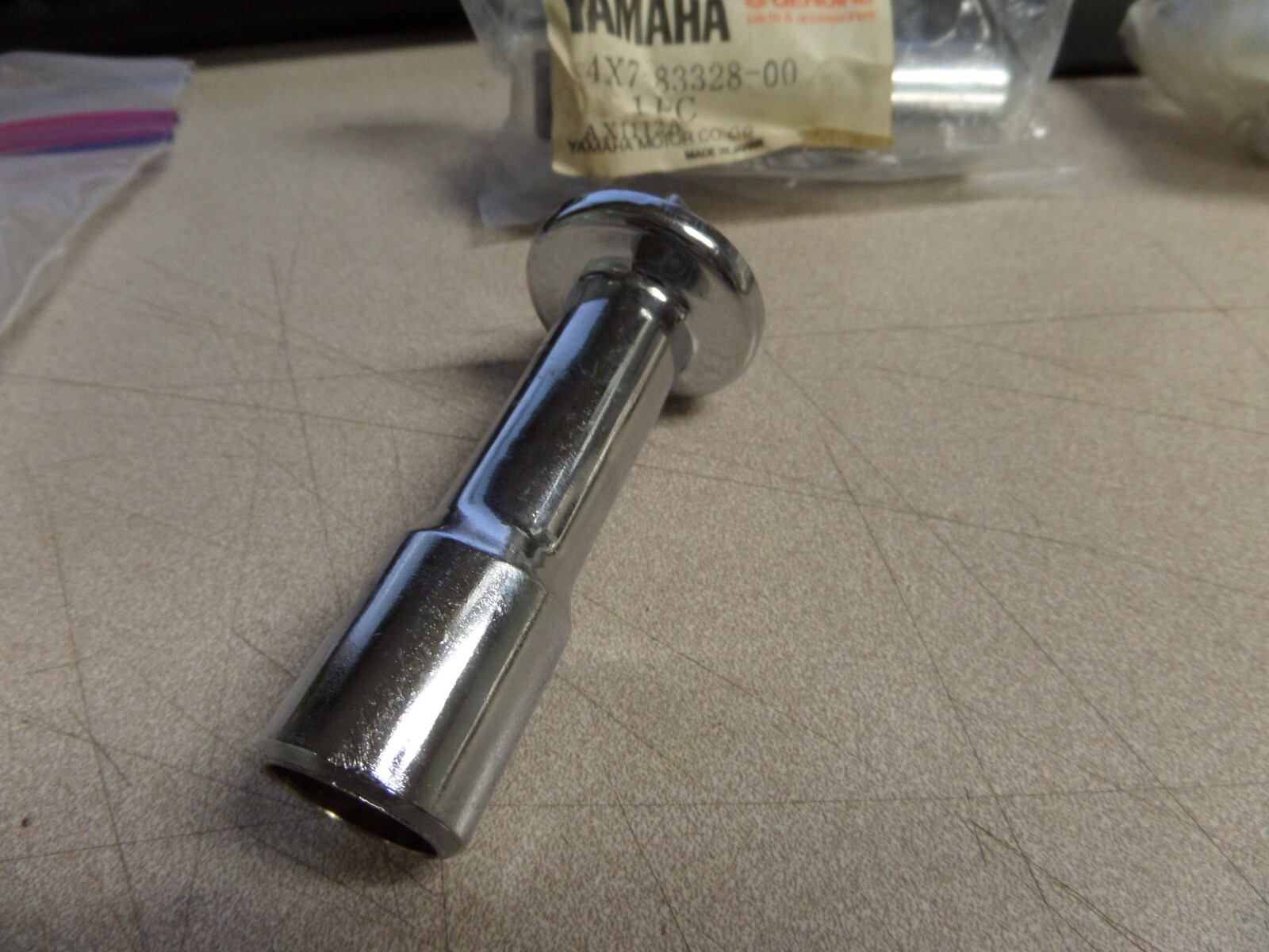 NOS Yamaha Flasher 2 Stay 1981-1984 XJ110 XJ650 XS400 XV500 4X7-83328 ...