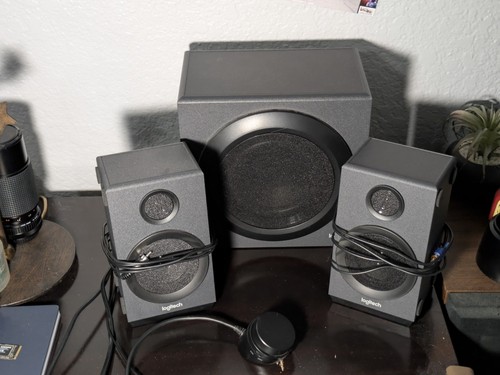 Logitech Z333 2.1 Desktop Speaker System with Subwoofer | eBay