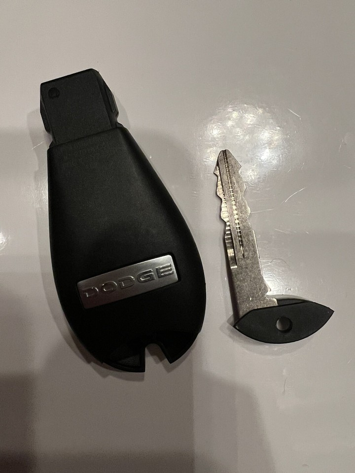 OEM Dodge Dart Key Fob Remote M3N32297100 4 Button 2013–2016 – Used | eBay