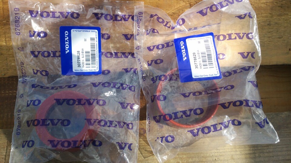 Volvo Xc90 V70 S60 2.4D 2.4 D5 Seal Inletsilencer upper lower 30778628 ...
