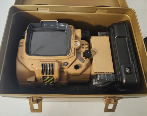 ThinkGeek Fallout 4 PIP-BOY (GOP007749) for sale online | eBay