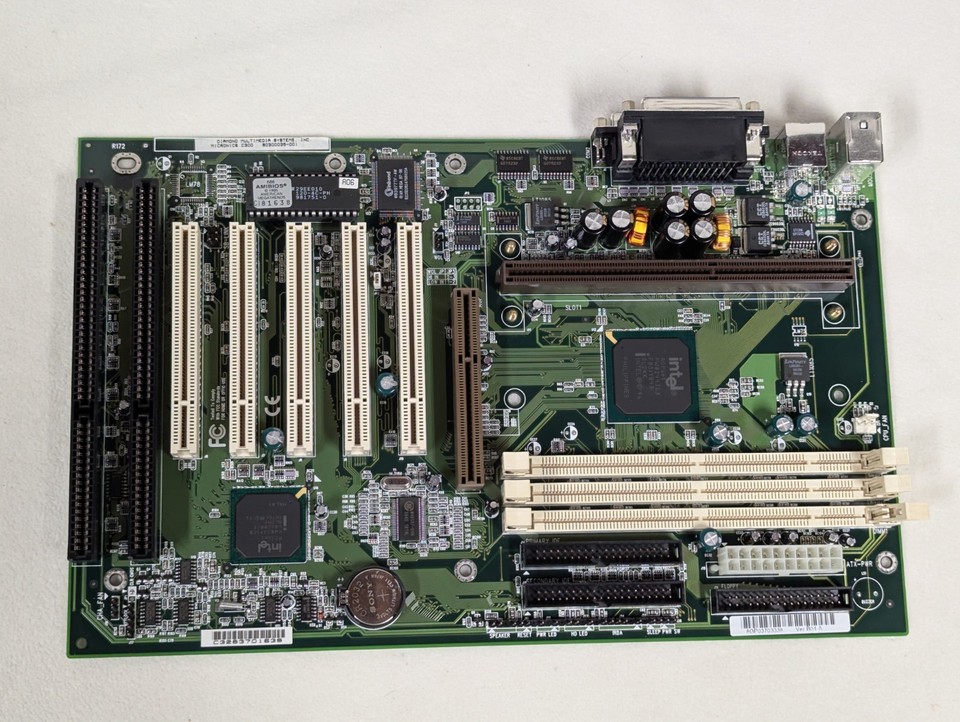Diamond Multimedia Vtg Motherboard ATX Micronics C300 PCA AGP ISA AMI ...
