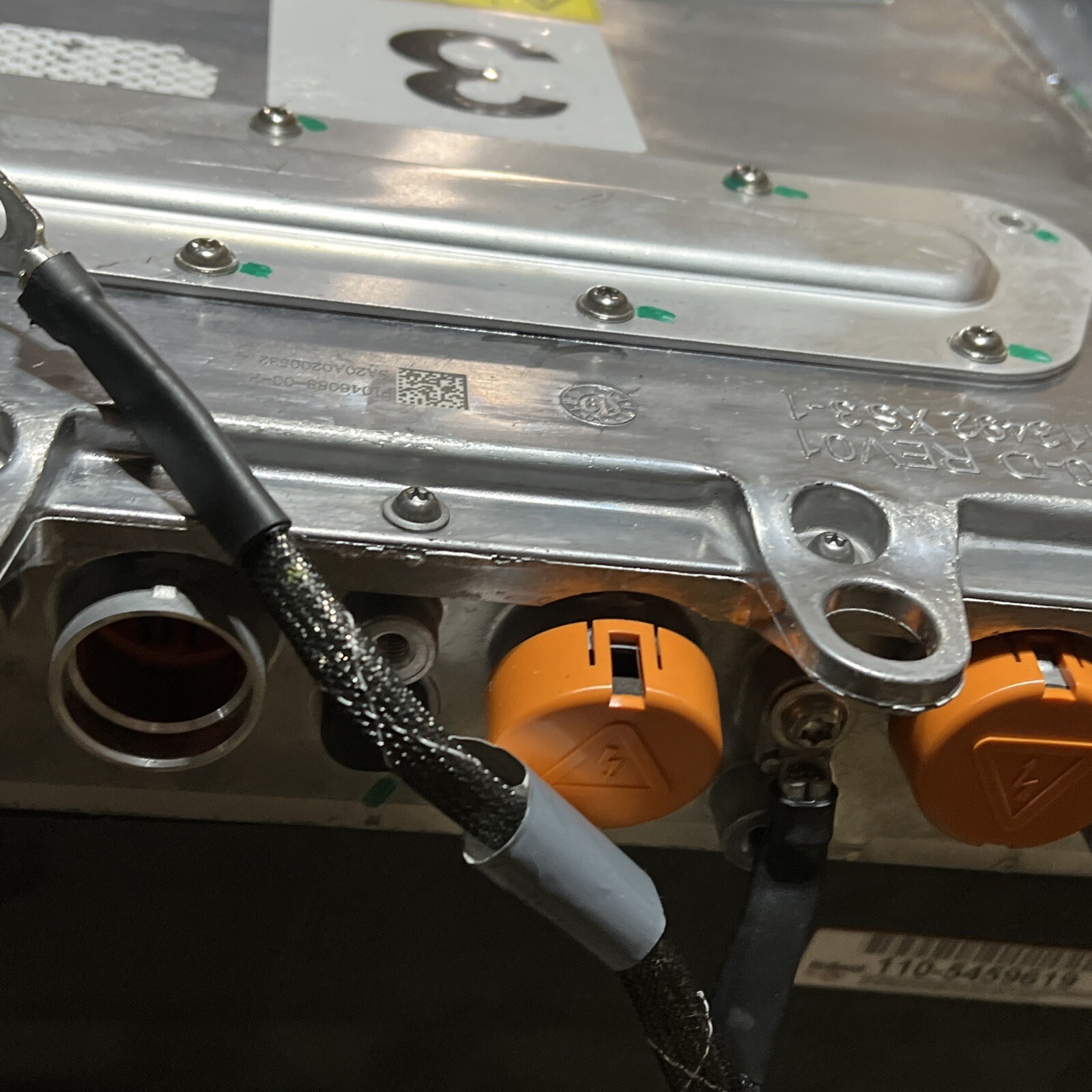 TESLA 2018 MODEL S Inverter 1052532-00-D, 1066510-01-D, 1038251-00-E | eBay