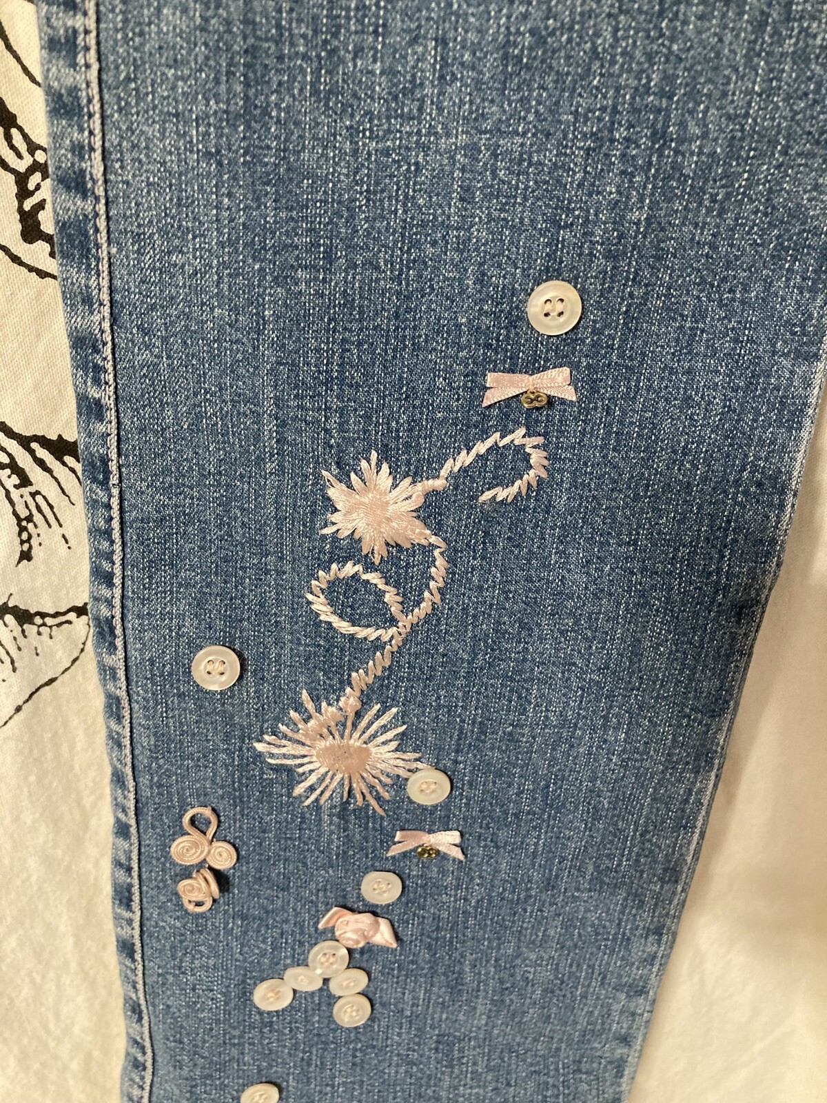 Vintage Y2K Escada buttons and bows embellished low r… - Gem