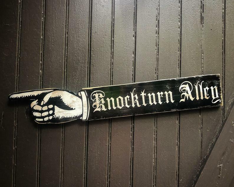 Knockturn Alley Sign
