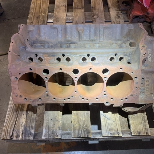 1970 Chevrolet 400 SBC 4 Bolt Main Engine Block 3951511 Standard Bore ...