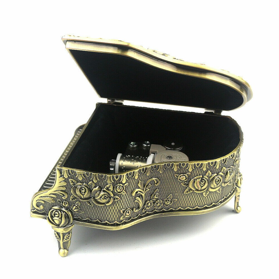 GOLD COLOUR TIN ALLOY PIANO MUSIC BOX : PANDORA HEART LACIE | eBay