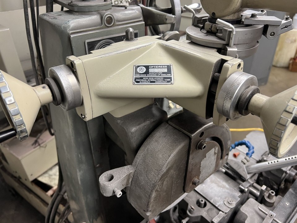 Unison Dedtru Centerless Grinding Attachment Model C with Optidress and ...