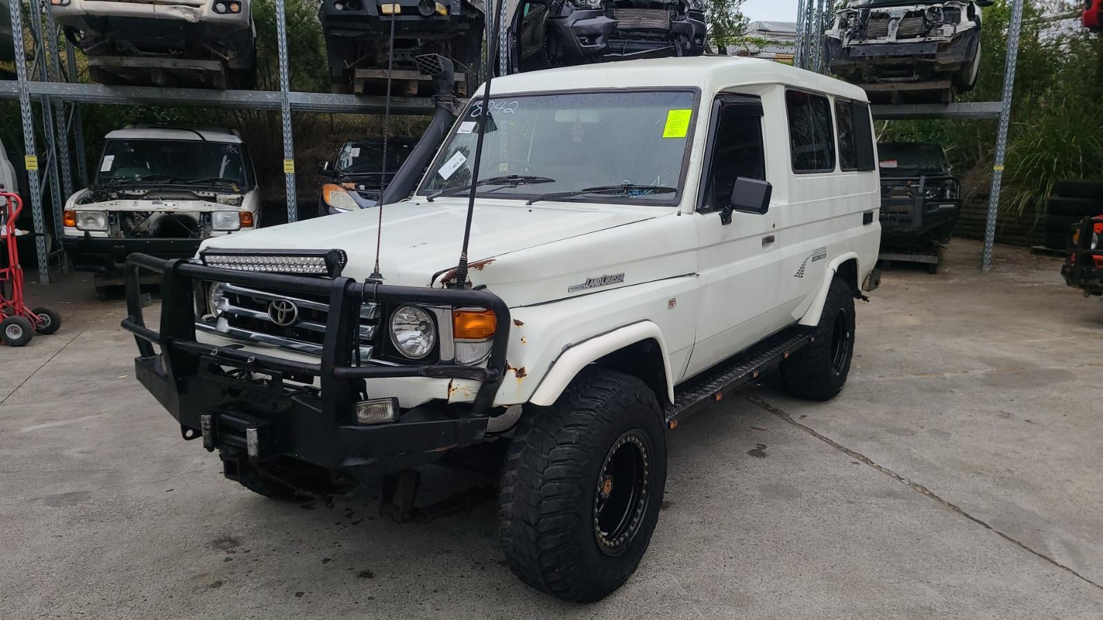 TOYOTA LANDCRUISER FRONT SEAT 70 SERIES, TROOPY, RH FRONT, PATTERNED ...