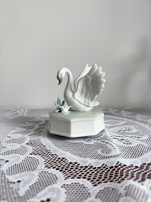 Otagiri Swan Music Box | eBay